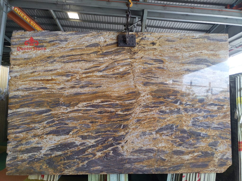 Golden Thunder - Queen Stone - Queen Stone